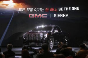 Morgan MacGregor biography: age, tattoos, net worth, and his spouse ...